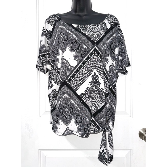 dressbarn | Tops | Dressbarn Black And White Top Features A Paisley And ...